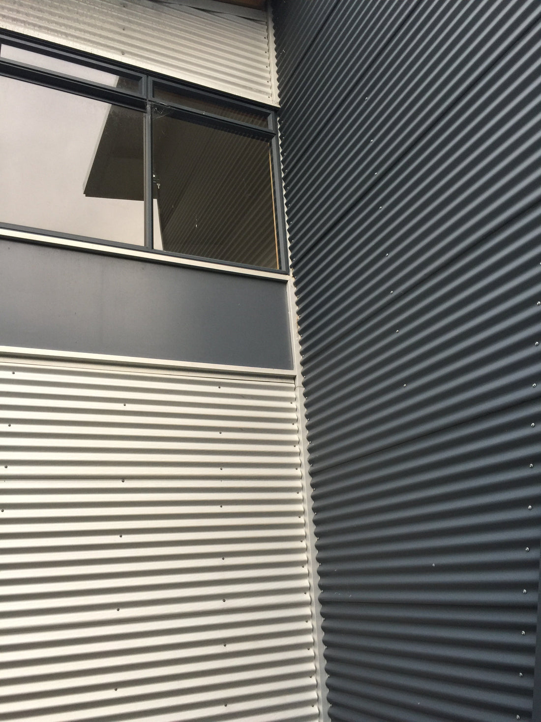 Corrugated Roofing Iron Sheets 5.8m long – TopSteel
